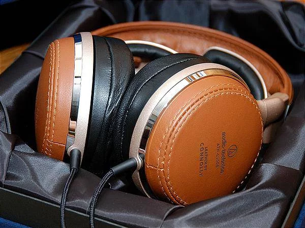 Audio-Technica ATH-L3000 " The Legendary Leatherhead " | Headphone ...